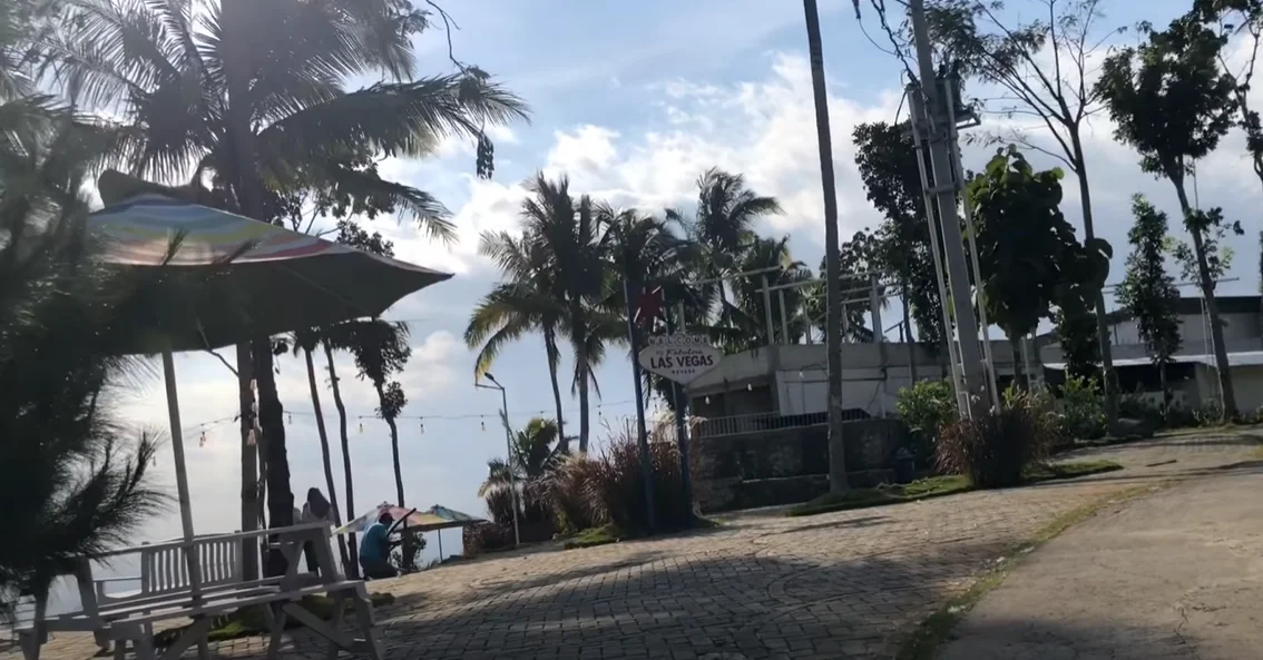 Memandang Jogja Dari Ketinggian. Daya Tarik, Rute, dan Harga Tiket De ...